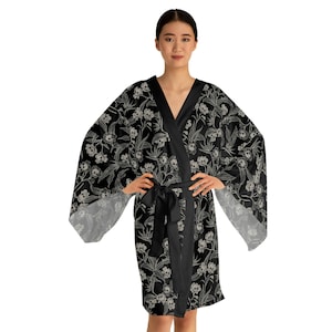 Gothic Floral Satin Robe, Spooky Macabre Human Skull & Flower Long ...