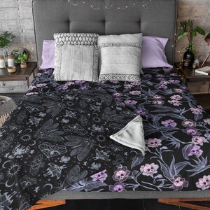 Pastel Goth Floral Duvet Cover Bedding Set, Spooky Tiki Skull Flowers ...