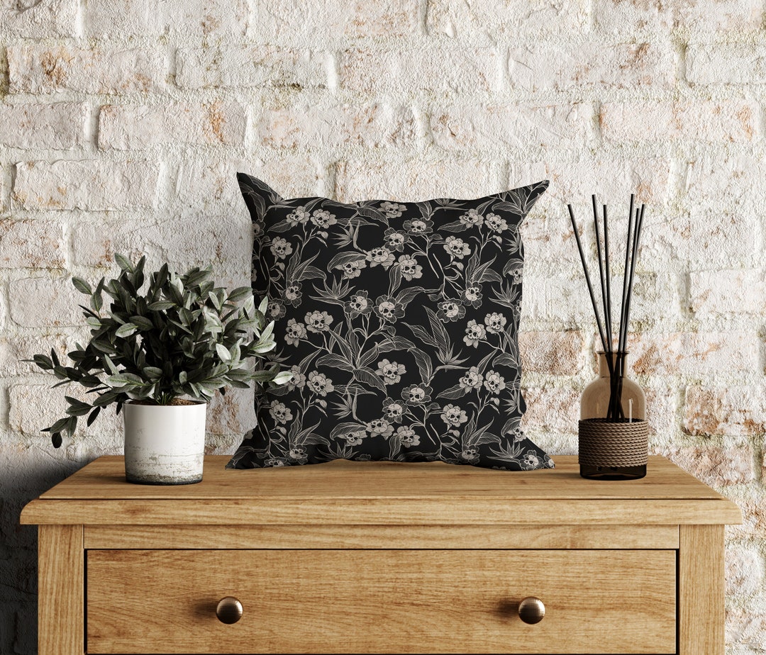 Gothic Floral Throw Pillow. Darkly Elegant Gothic Floral Decorative ...