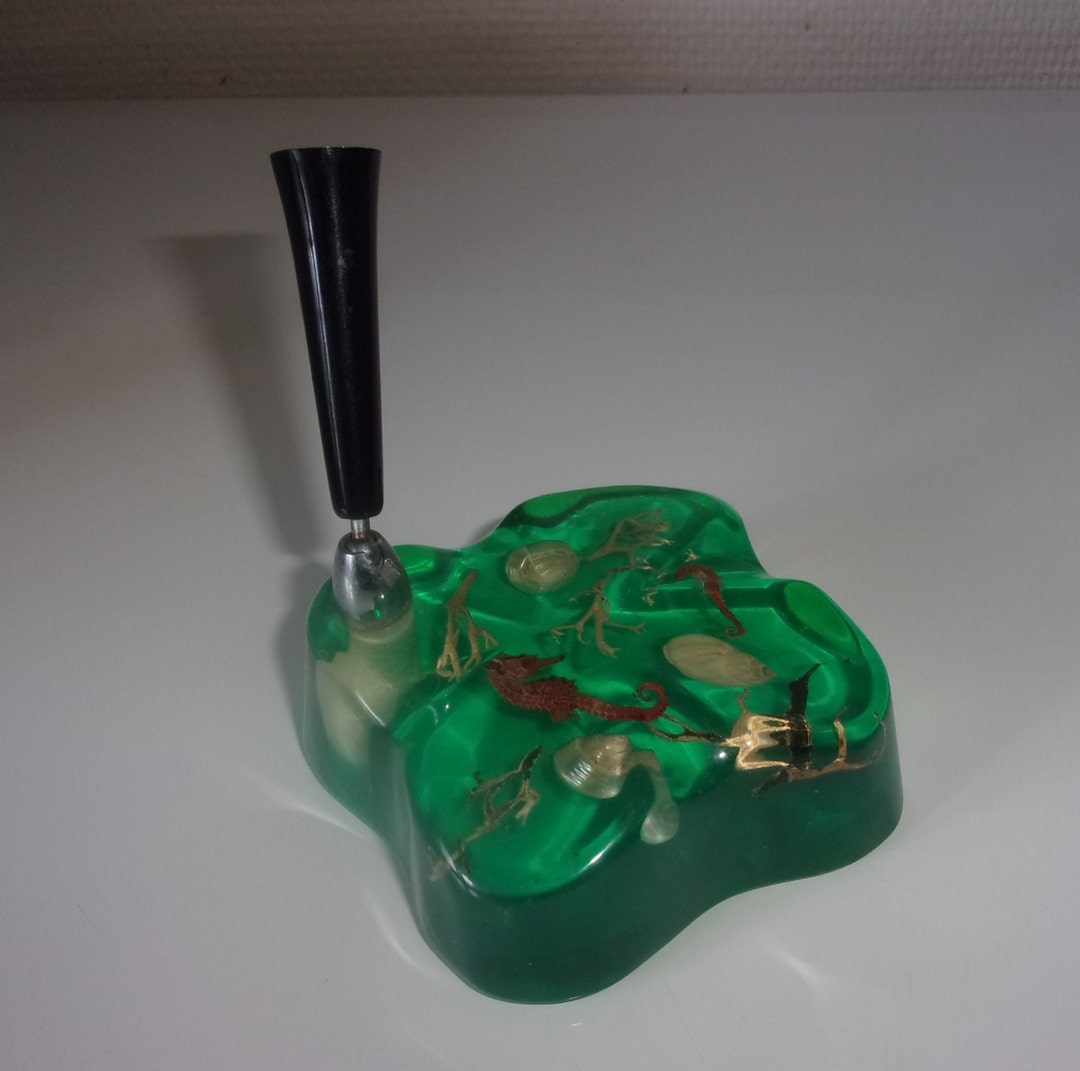 Vintage Pen Holder, 60s Pen Holder, Shell and Seahorse Inclusion - Etsy