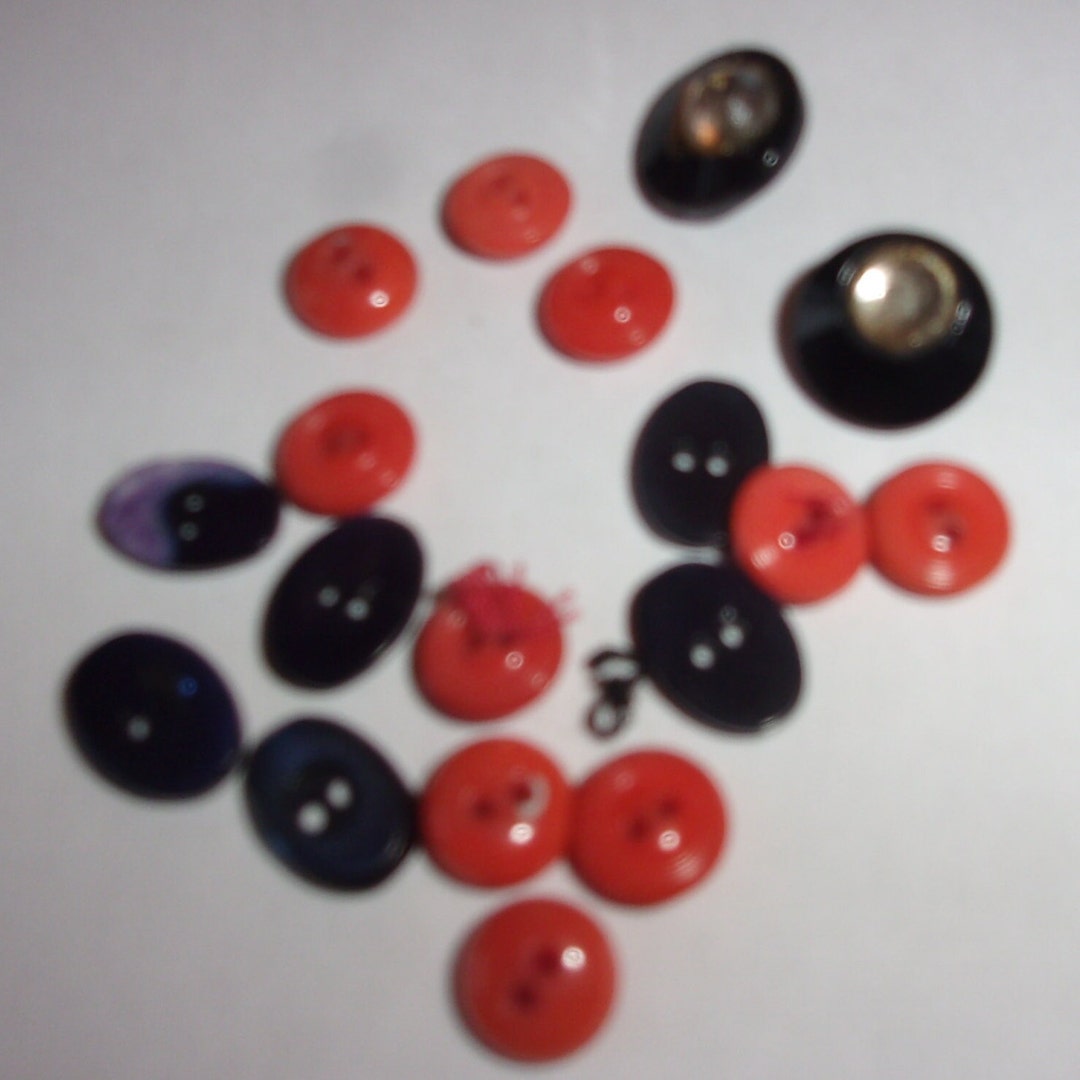 Vintage Buttons 10 Small Orange Buttons 6 Oval Blue Buttons - Etsy