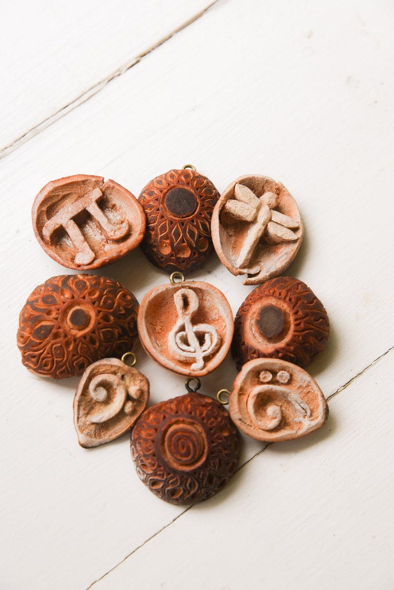 One Custom Avocado Carving Design - Etsy