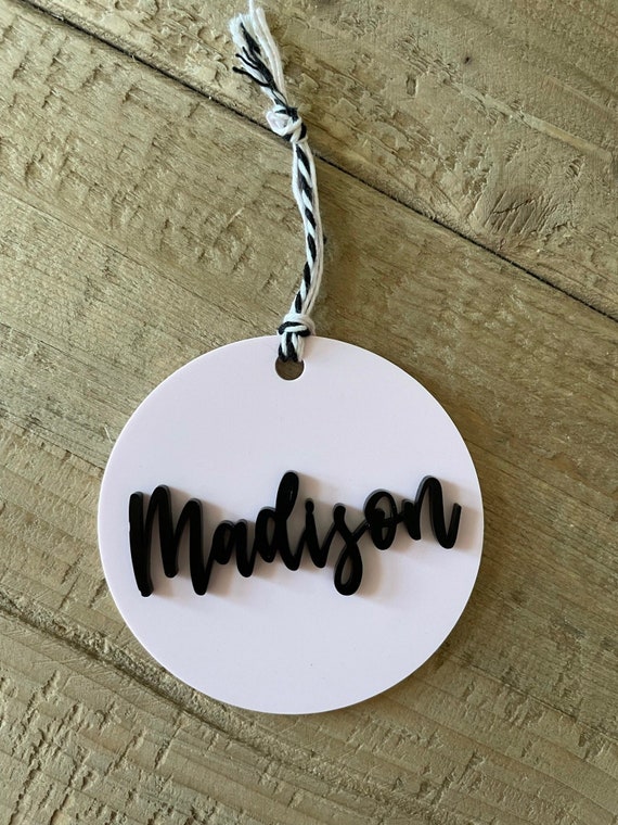 Round Acrylic Name Tag Birthday Party Gift Tag Personalized | Etsy