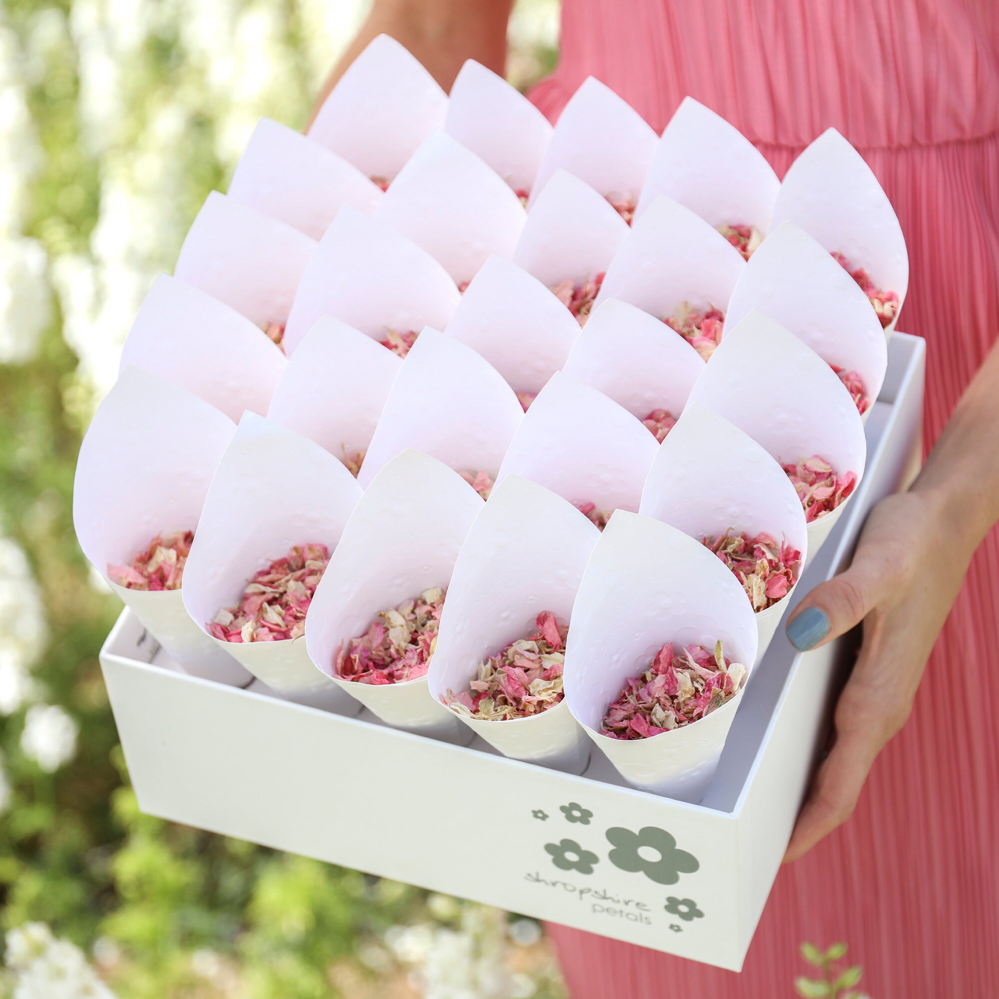 Wedding Confetti Cone Box 25 Confetti Cones & Biodegradable - Etsy UK