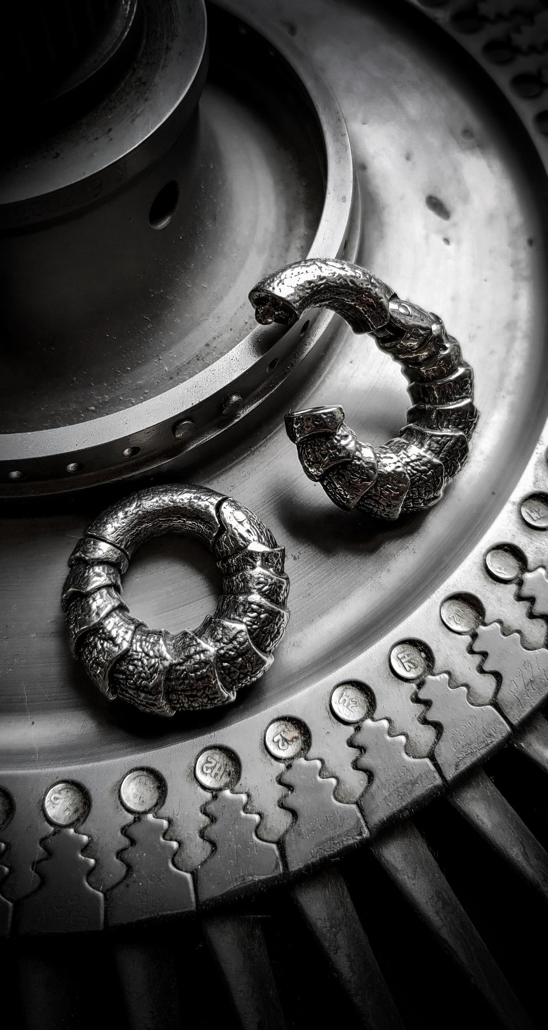 White Brass Dragon Scales Pattern Unisex Ears Weight-new Co-organic ...