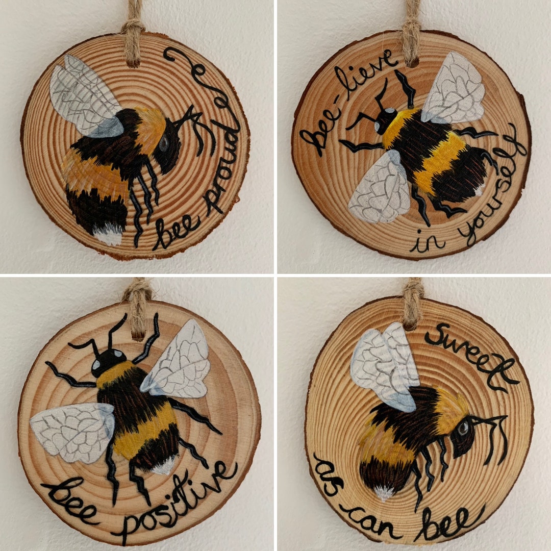 Bee Wooden Disc Decorations, Hand Painted Rustic Wooden Tree Ornament ...
