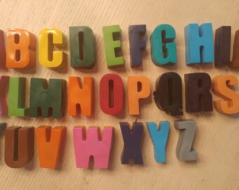 Crayones del alfabeto | Etsy