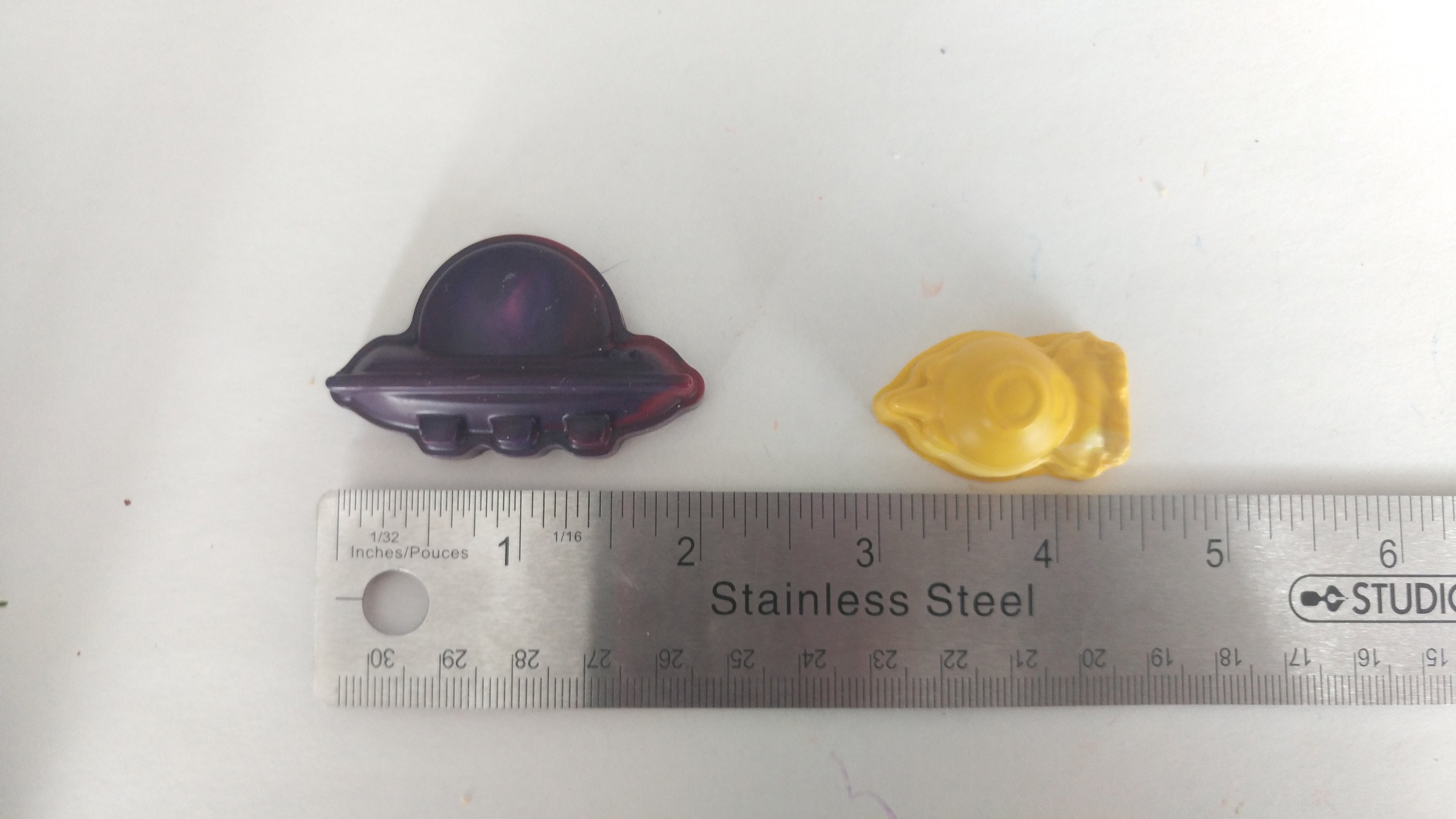 UFO Alien Space Shaped Crayons 8 Piece Set - Etsy