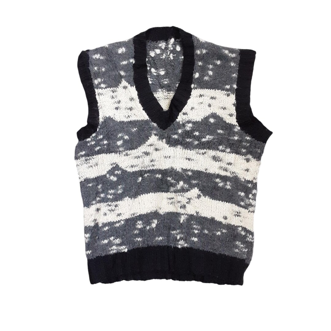 Hand Knitted V-neck Sweater Vest: Black and Cream Pattern, Men's Large ...