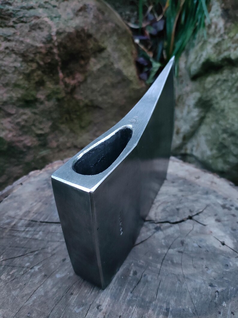 Handforged 5.5lb Tasmanian Axe. Tassie Axe - Etsy