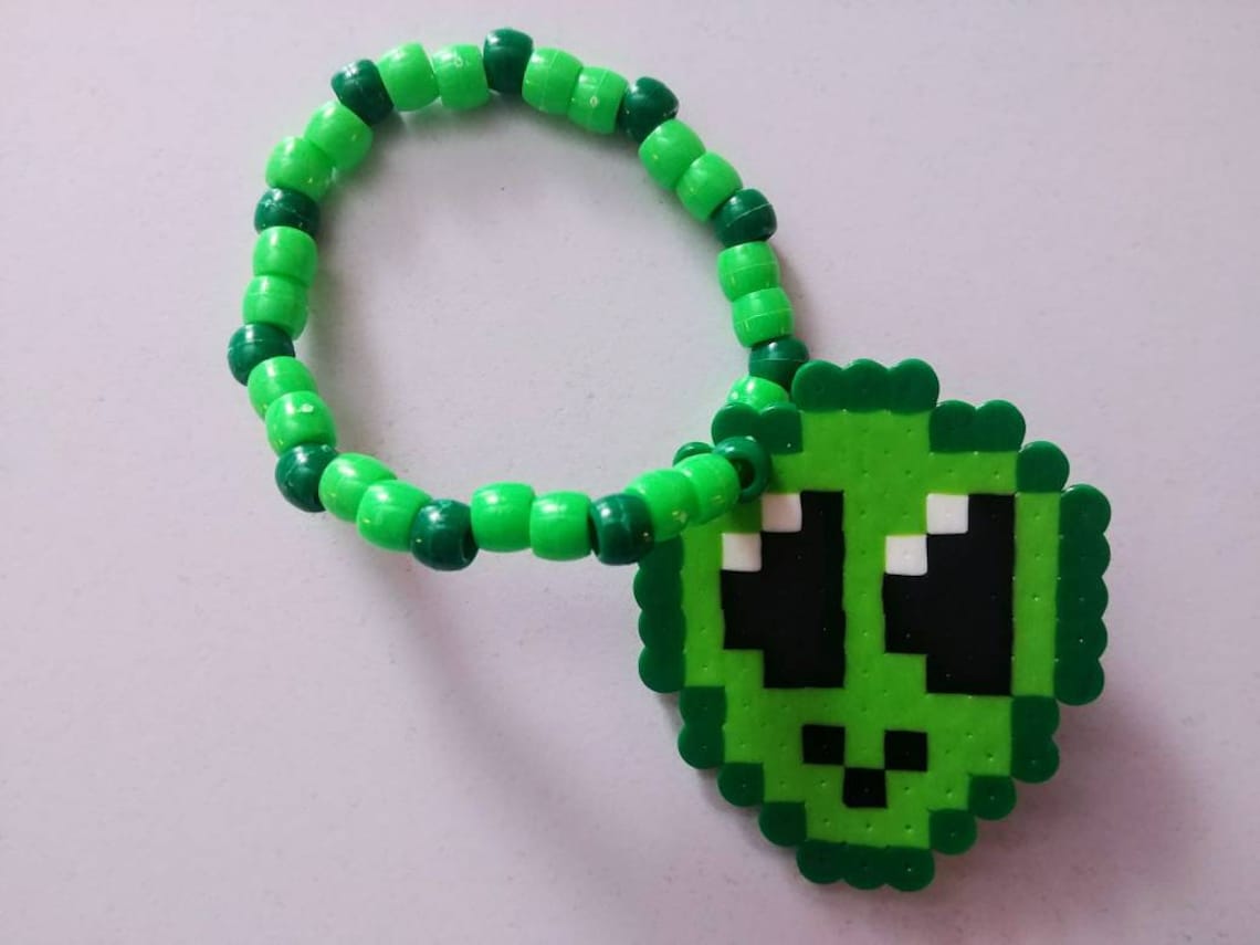 Custom Alien Kandi Single - Etsy