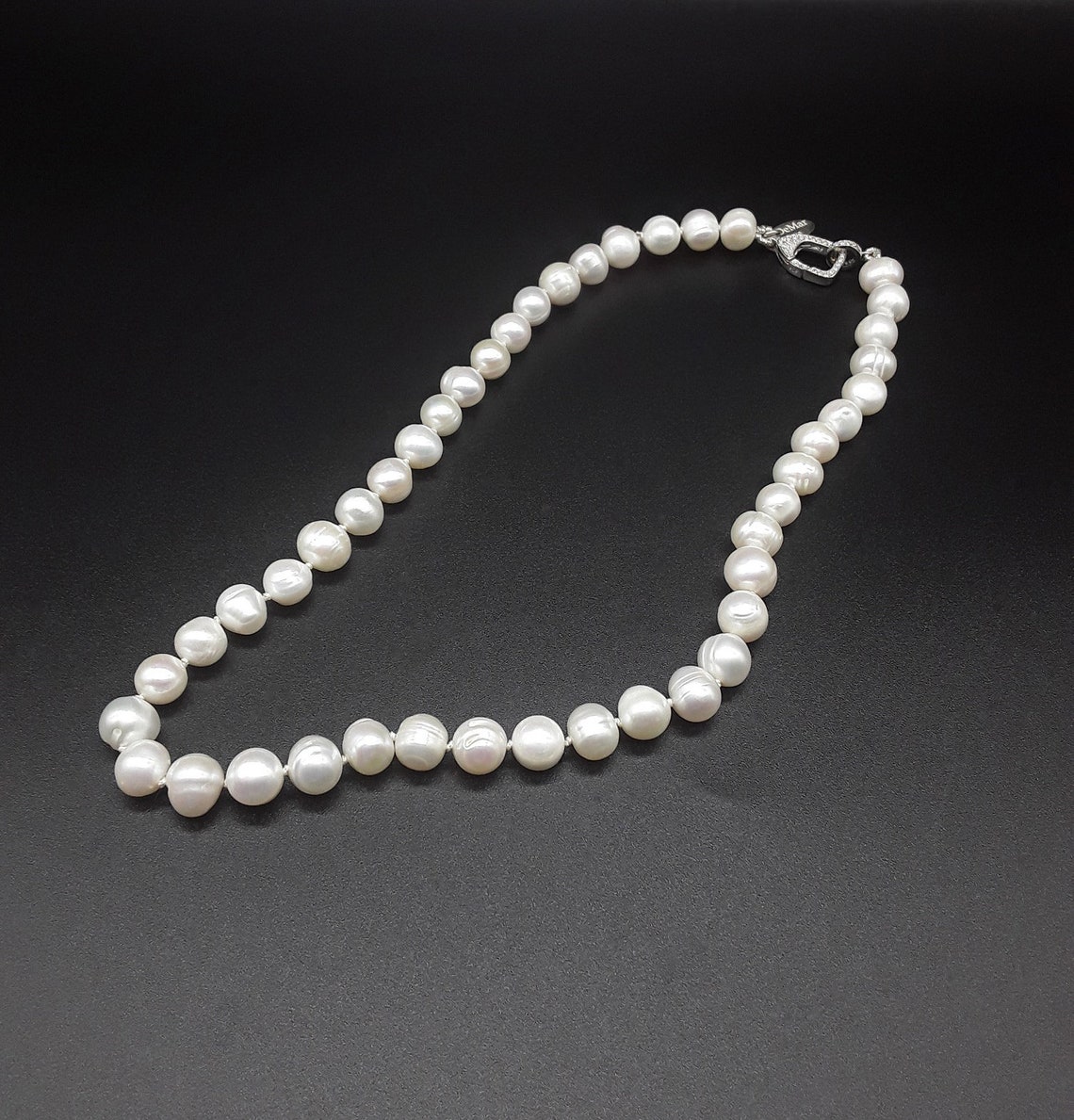 The White Pearl Necklace Made of Triple-a High Quality Natural White ...