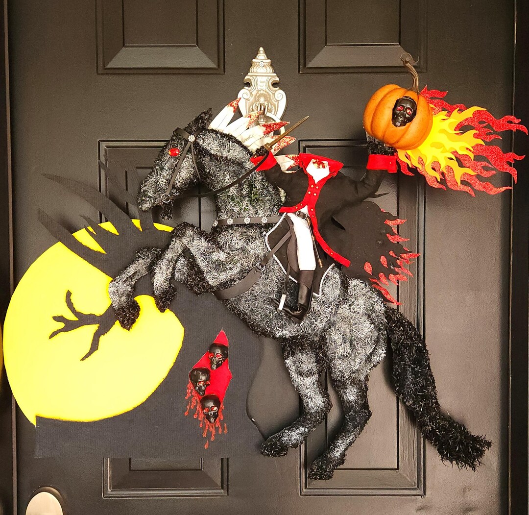 Headless Horseman Door Wreath - 2025 "heads Will Roll" - Etsy