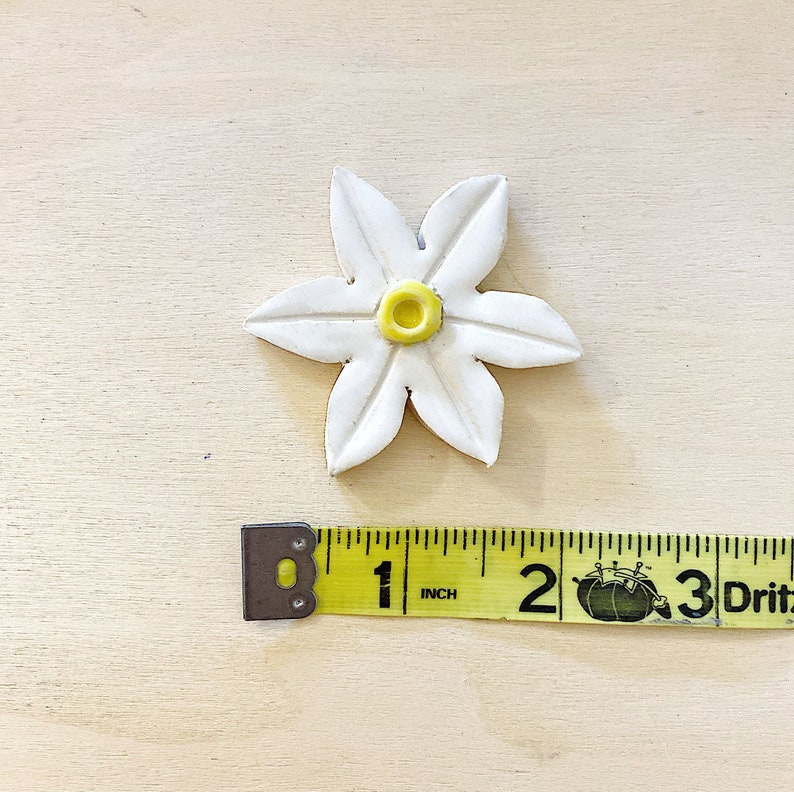 Daffodils Ceramic Flower Tiles Set in White Yellow and Green - Etsy