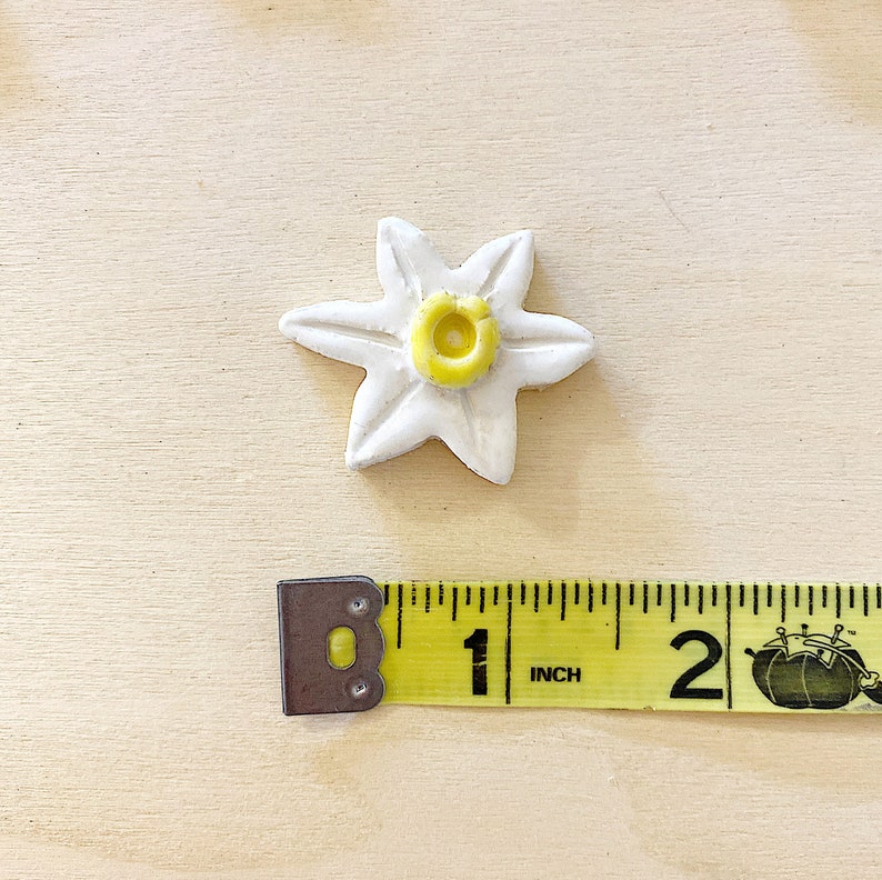 Daffodils Ceramic Flower Tiles Set in White Yellow and Green - Etsy