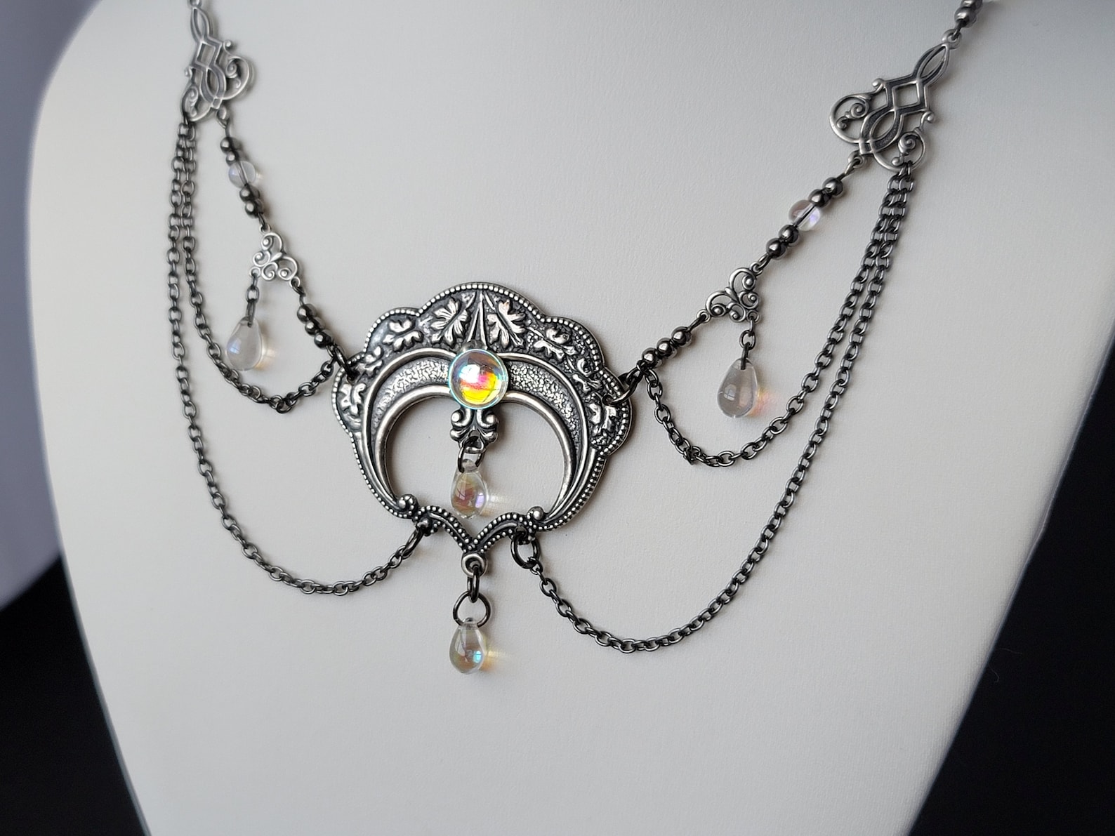 Elegant Renaissance Iridescent Chain Necklace Handmade Chain - Etsy