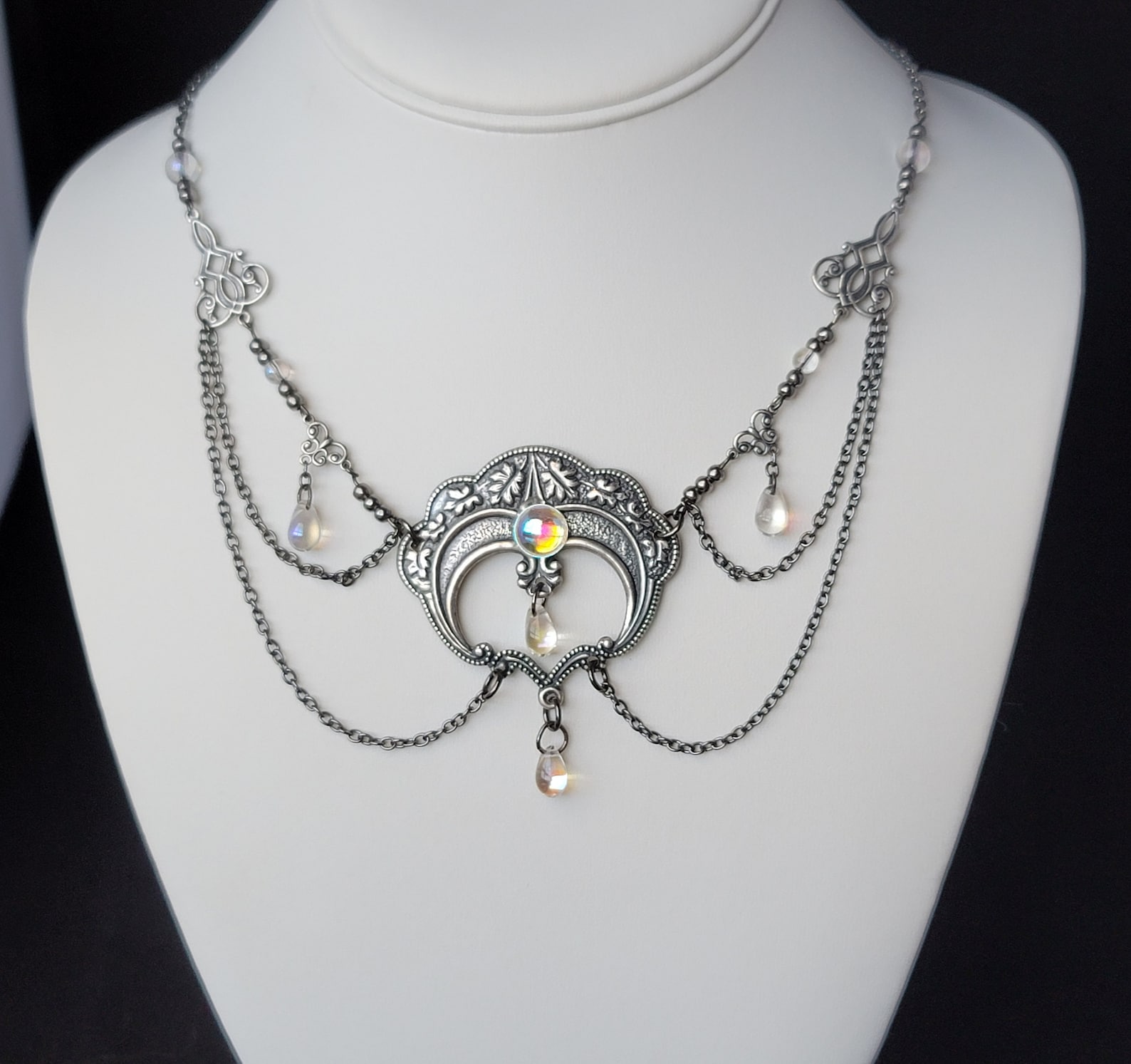 Elegant Renaissance Iridescent Chain Necklace Handmade Chain - Etsy