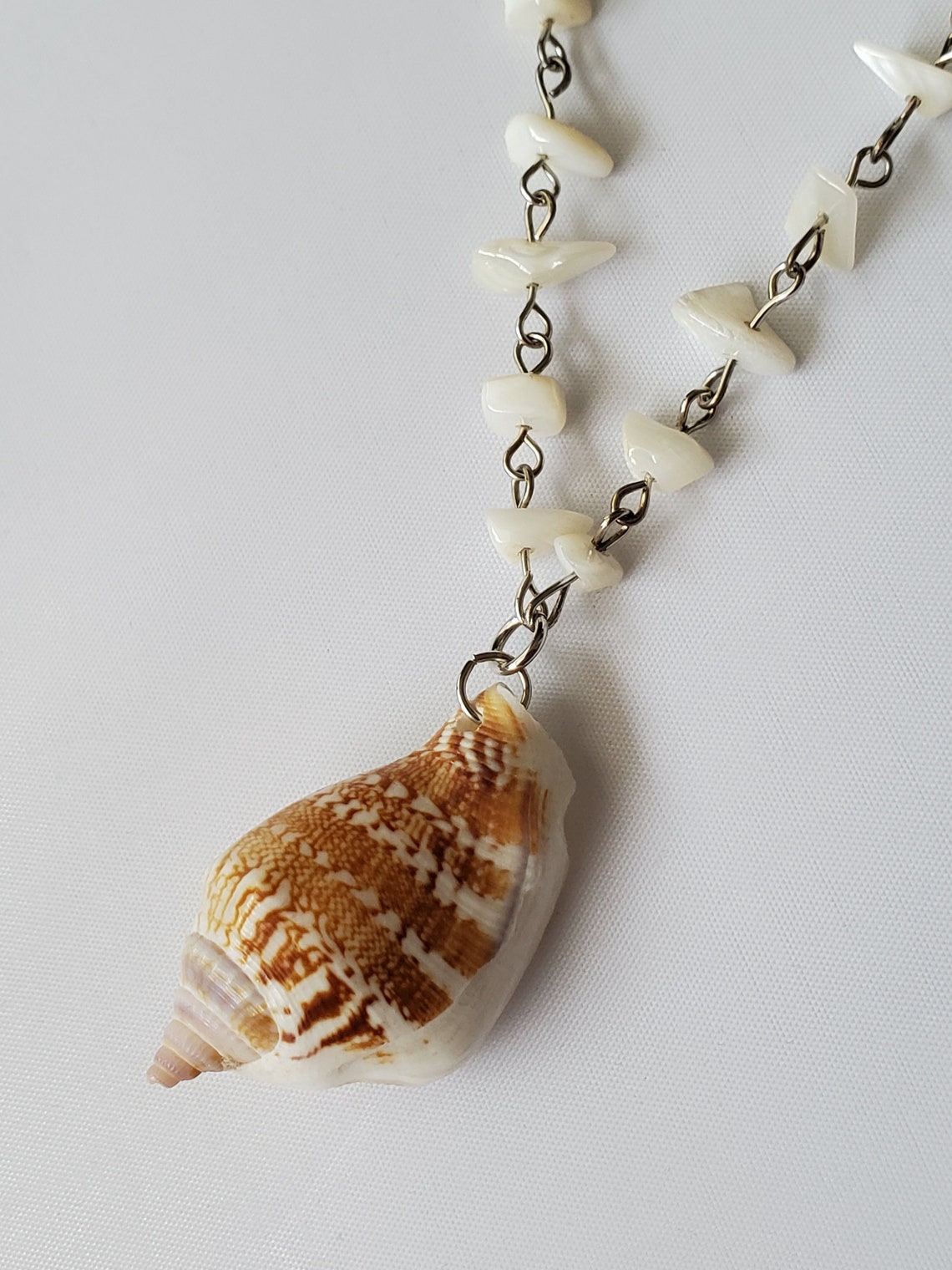 Conch Shell Necklace, Mother of Pearl Chain Necklace, Long Beach Shell ...