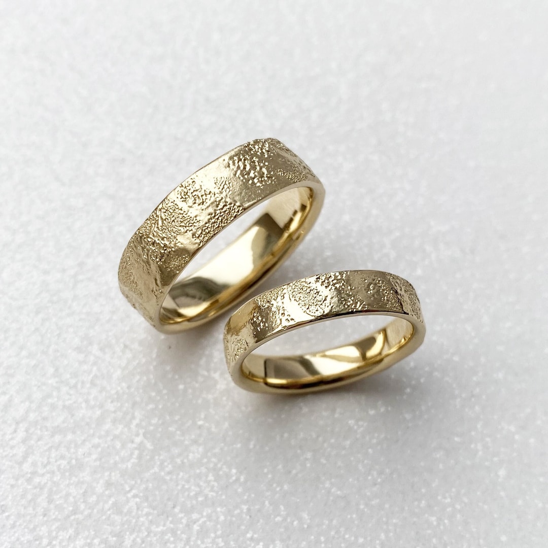 Gold Rustic Wedding Ring, Organic Solid 14k Gold Wedding Band, Rustic ...