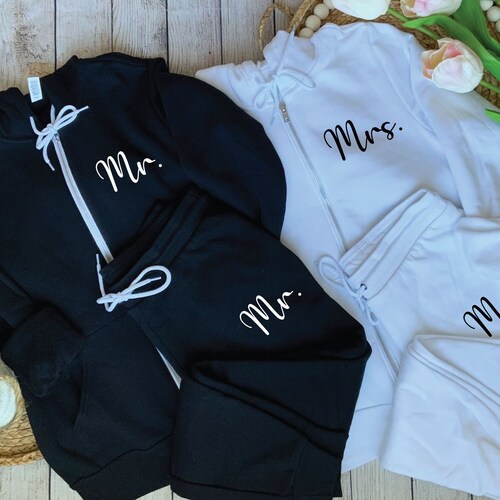Personalized Mr and Mrs Matching Sweatsuit Bridal Jumpsuits | Etsy