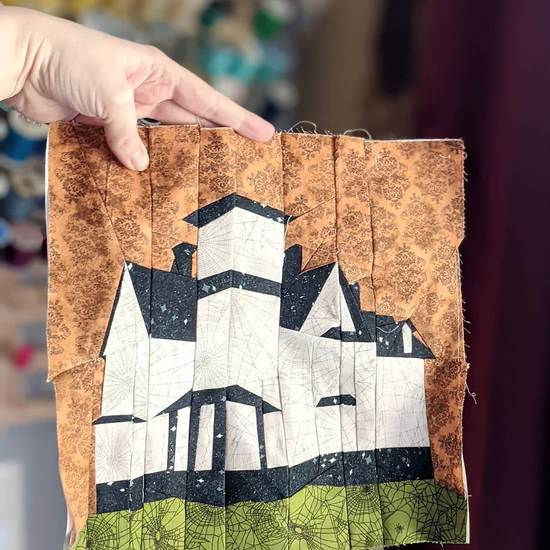 The Fall of the House of Usher Foundation Paper Piecing Quilt Block ...