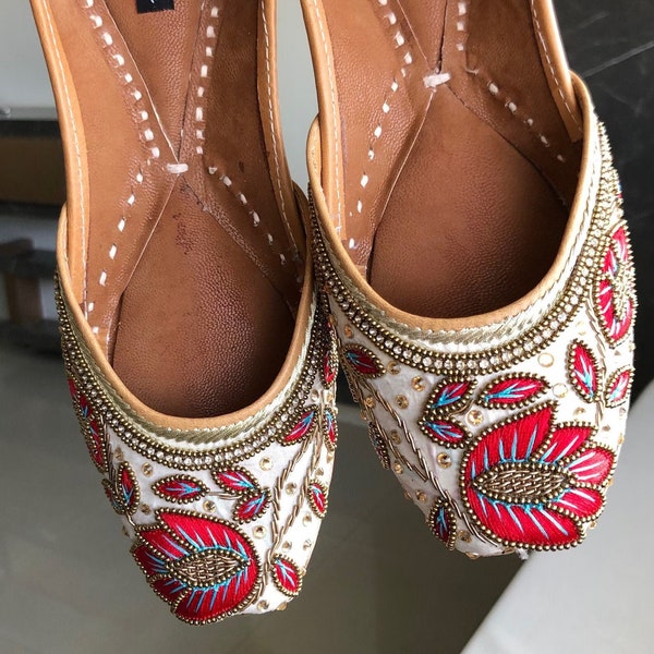 Indian Shoes - Etsy
