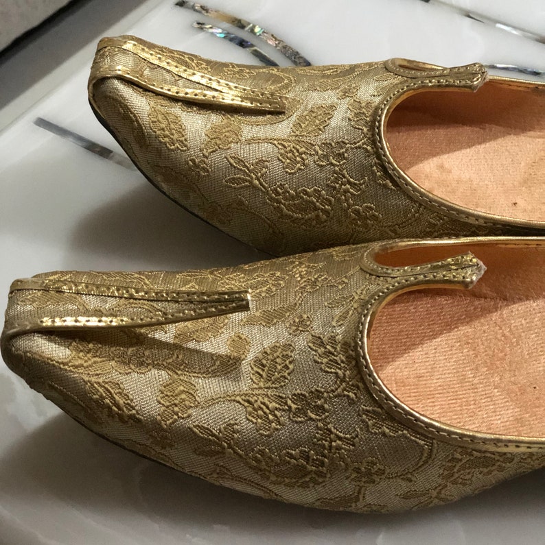 Gold Punjabi Jutti Men Ethnic Jutti Gold Wedding Shoes | Etsy