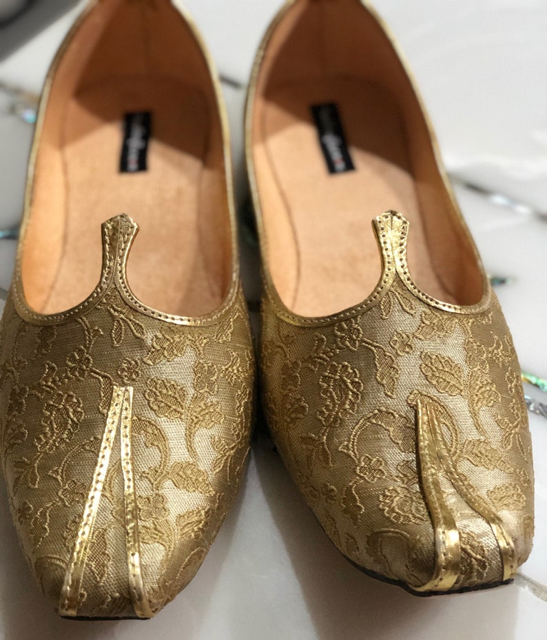 Gold Punjabi Jutti Men Ethnic Jutti Gold Wedding Shoes | Etsy