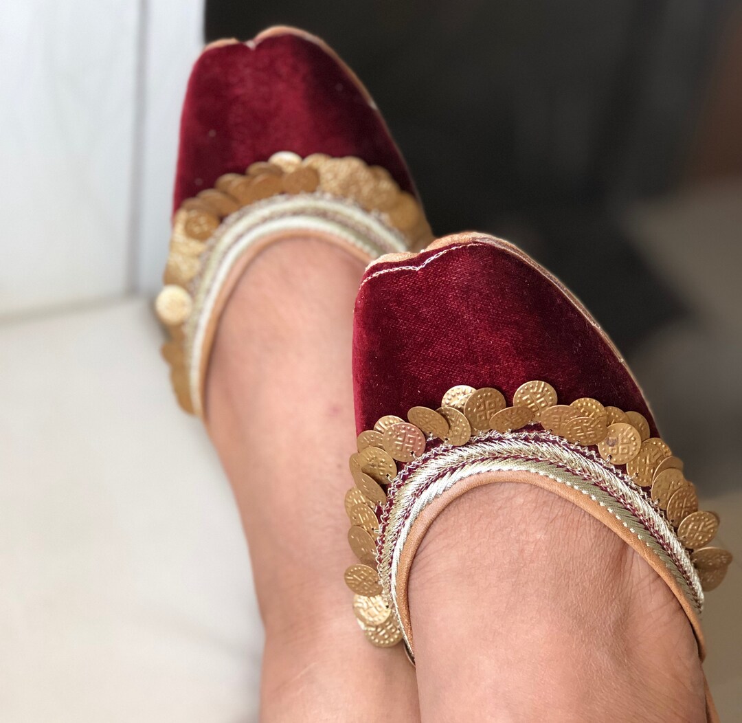 Wine Color Bridal Flats, Suede Wedding Shoes Women, Punjabi Jutti ...