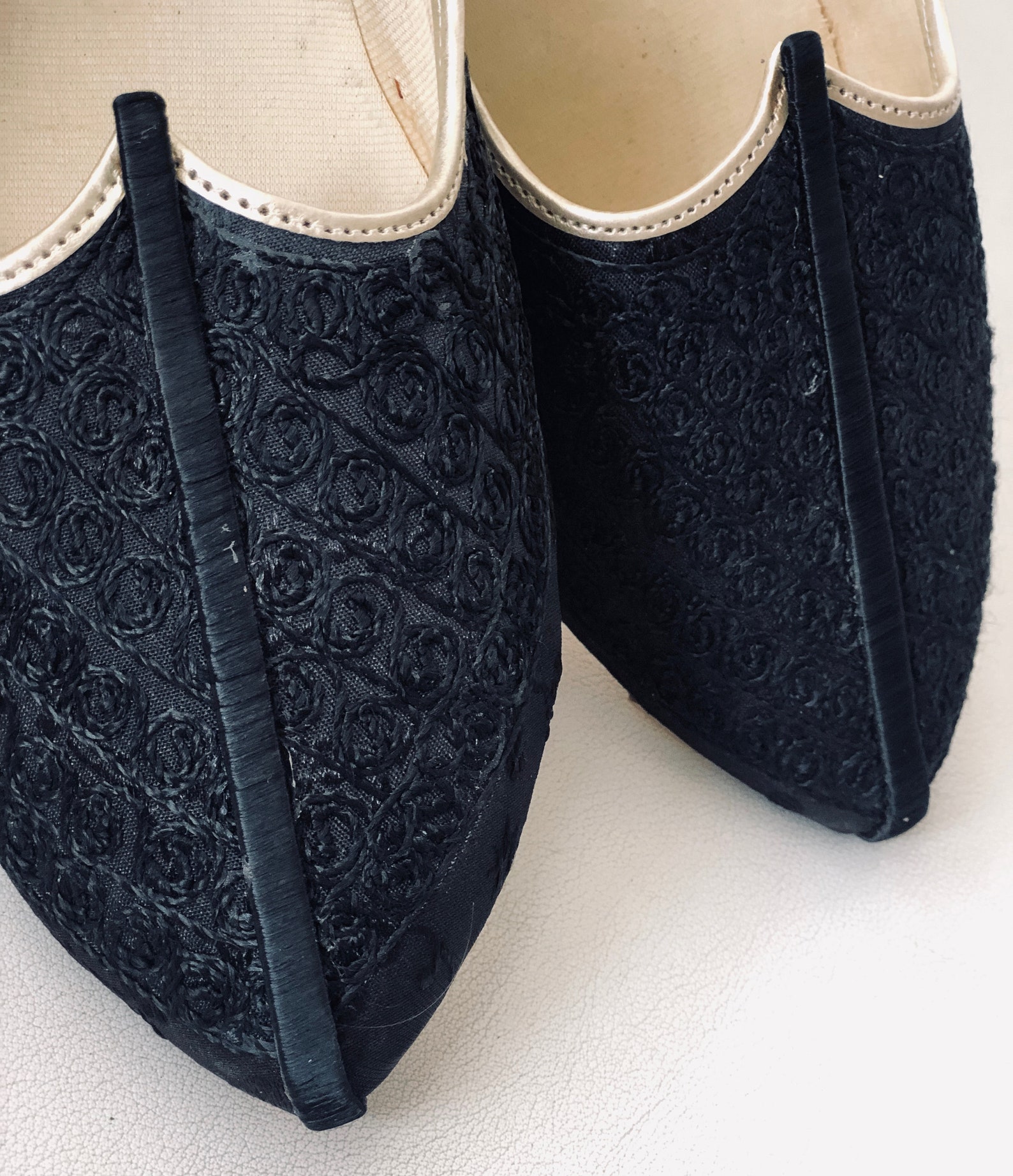 Embroidered Shoes Men Black Mens Shoes Khussa Wedding Shoes - Etsy