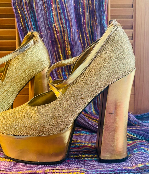 Vintage Platform Shoes, Gold Metallic, 1970’s, Italia… - Gem