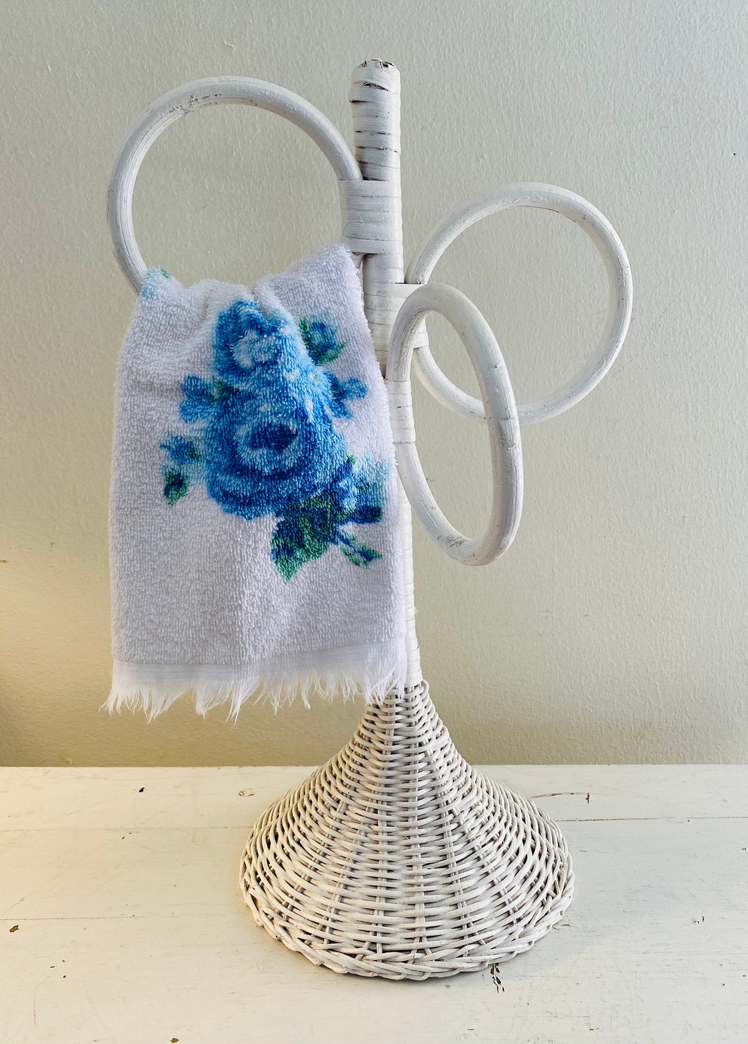 Vintage Wicker Towel Rack, Countertop Towel Holder, Boho Wicker Stand ...