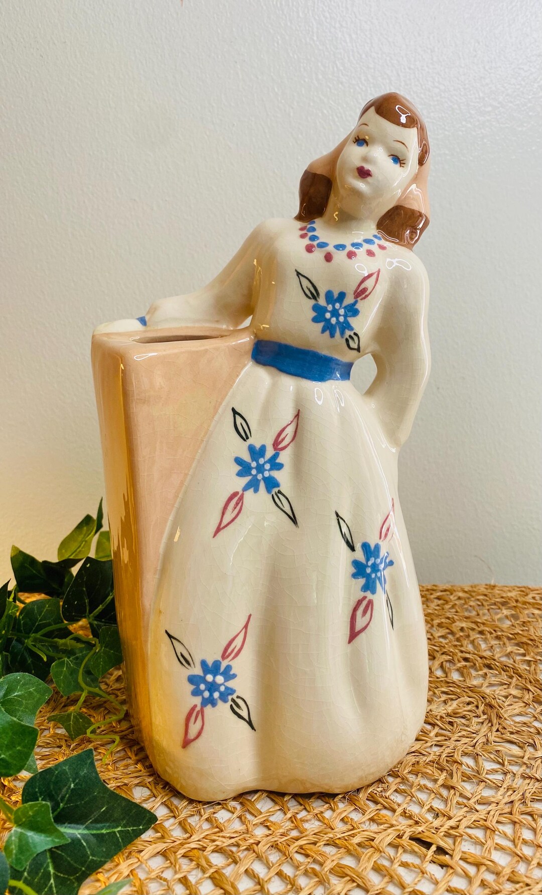 Vintage Weil Ware Lady Vase, 1950's Pottery - Etsy