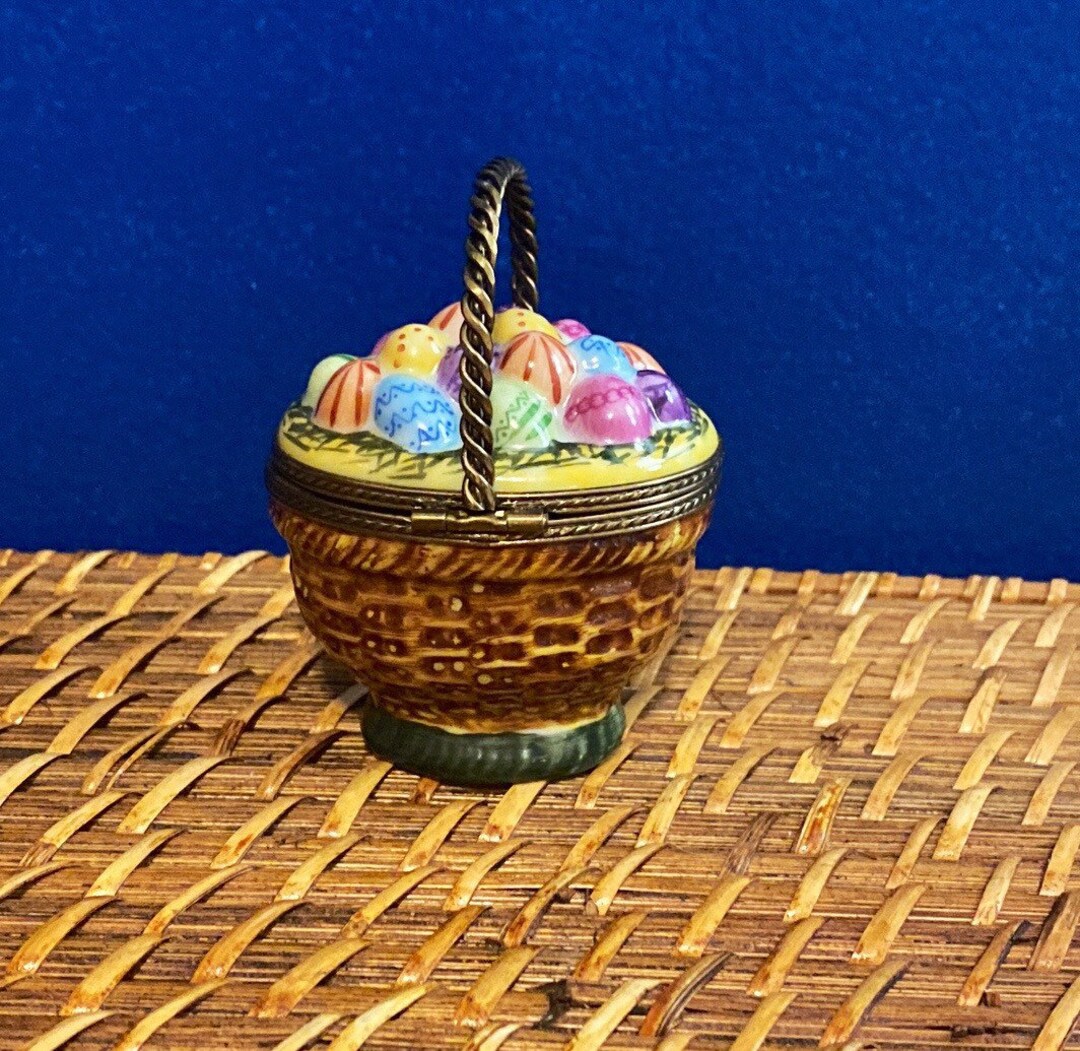 Authentic French Porcelain Hand Painted Limoges Box Hand Painted Easter ...