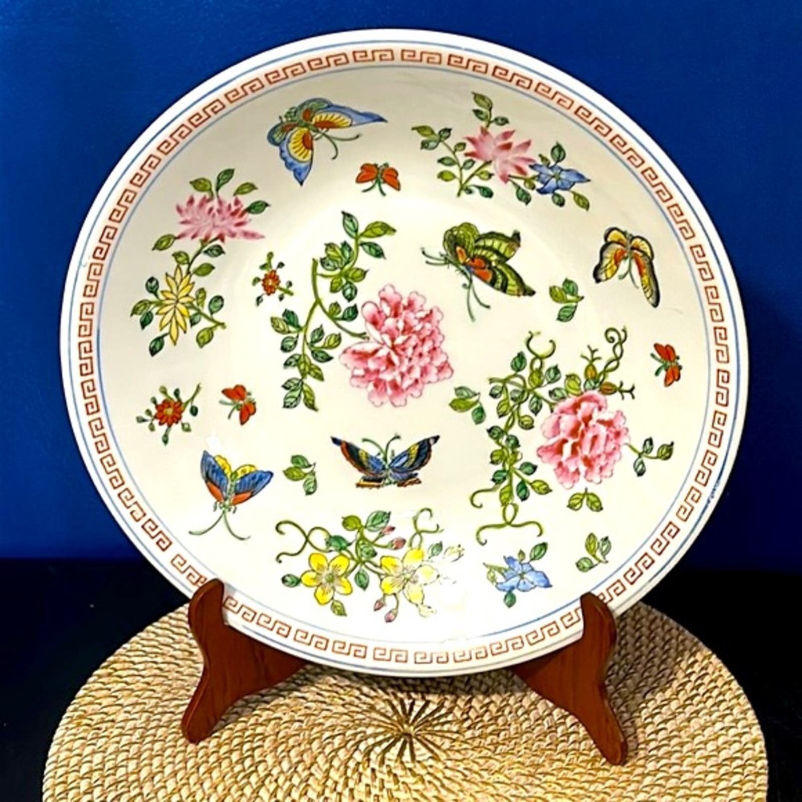 Vintage Oriental Object D'art Made in Macau Hand Painted Porcelain ...
