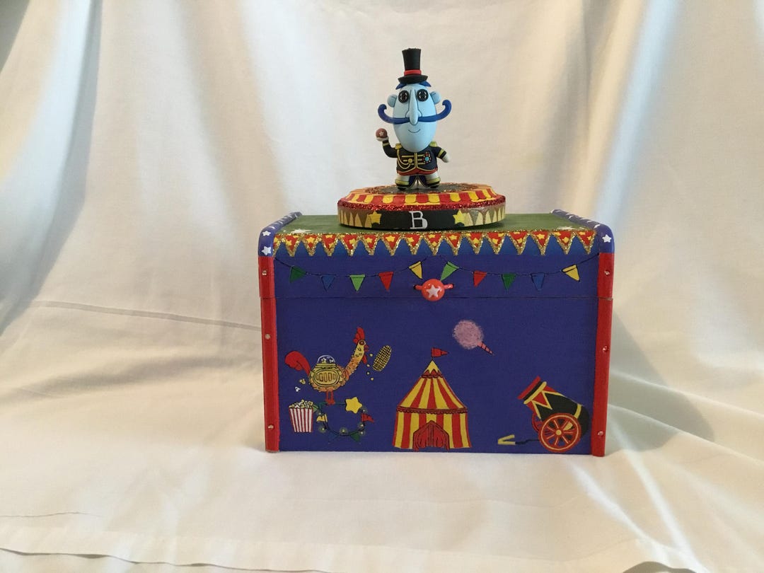 Coraline Jumping Mice Music Box - Etsy