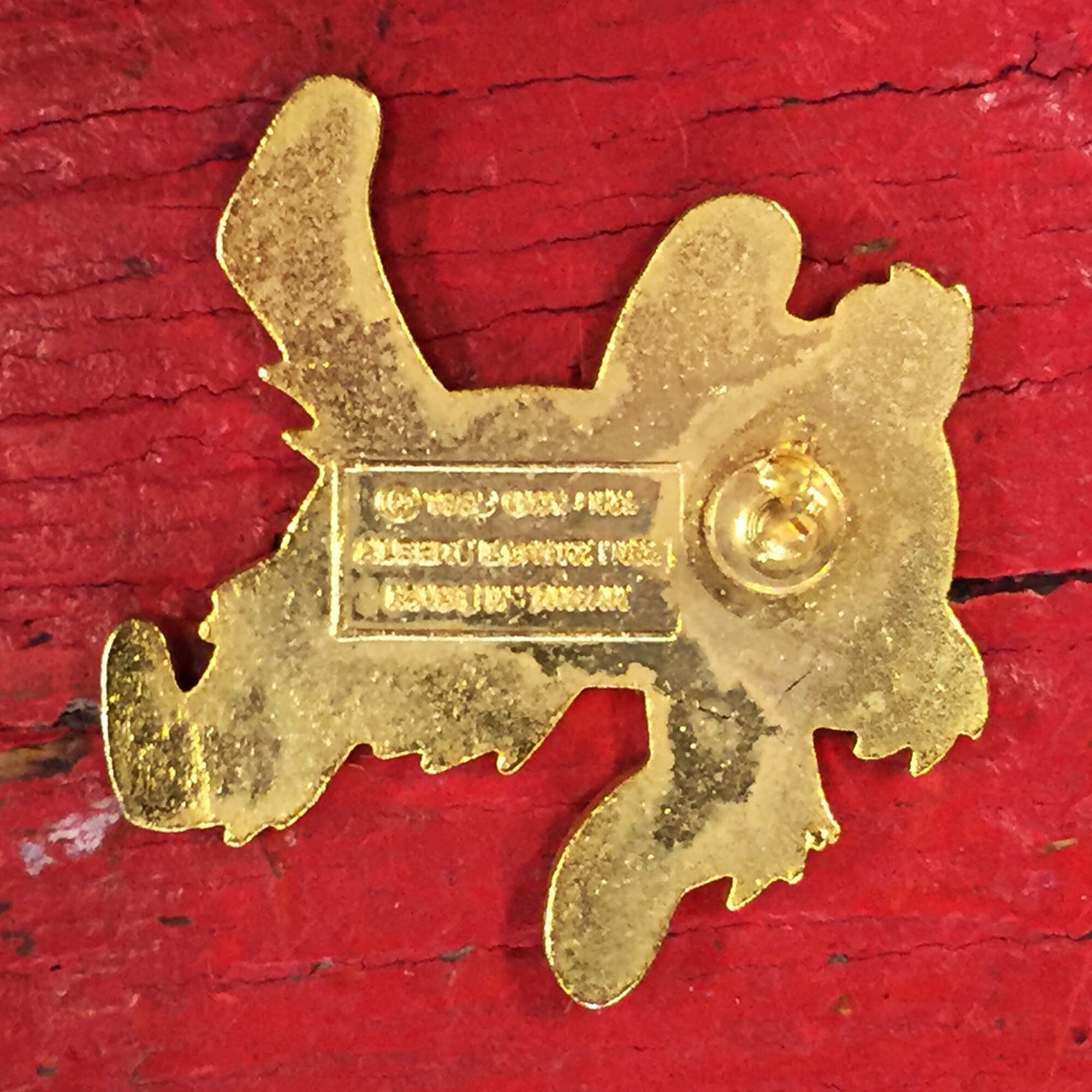 Grateful Dead Purple Dancing Bear Gold Metal Vintage Pin New Old Stock