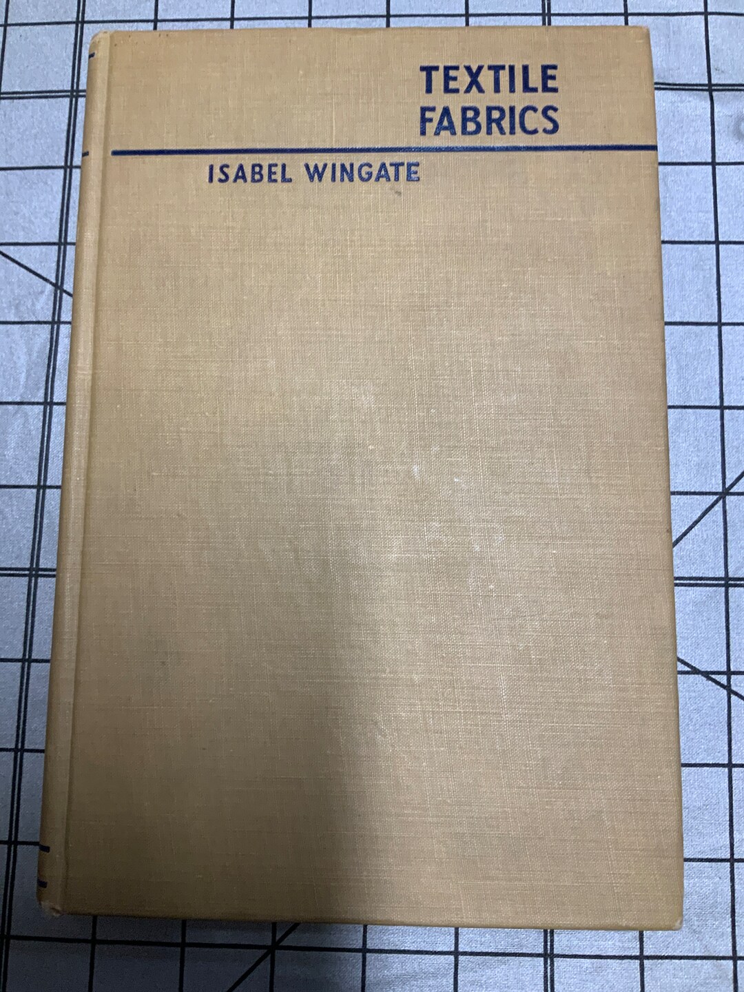 Textile Fabrics 1940’s Book by Isabel Wingate - Etsy