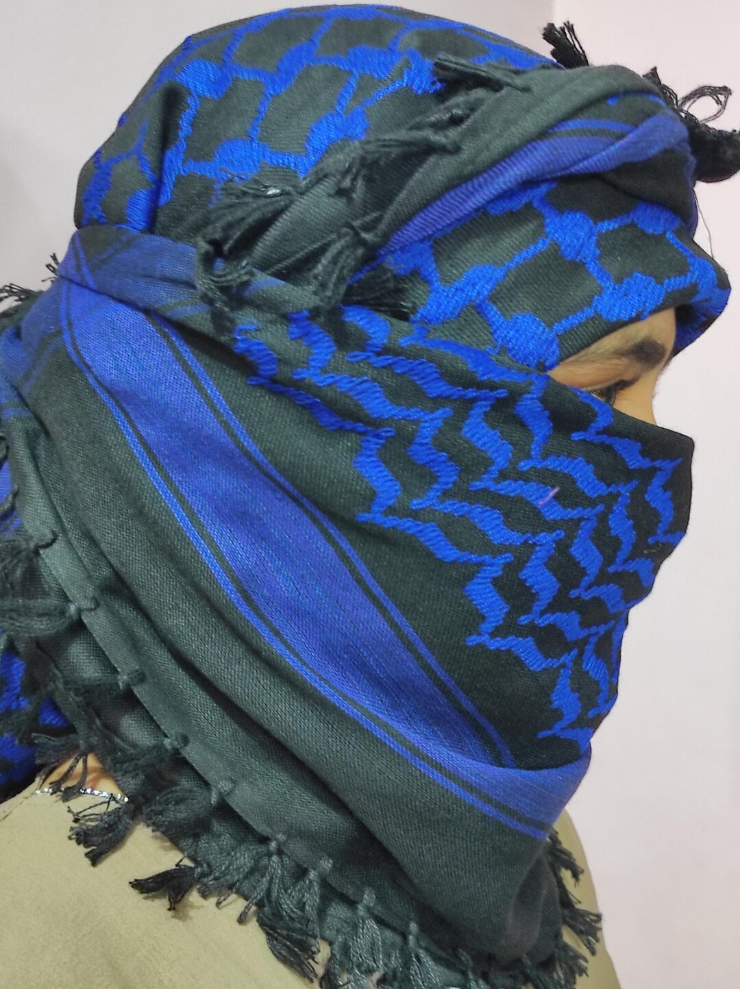 Blue & Black Palestine Keffiyeh Scarf: Traditional Arab Shemagh - Etsy