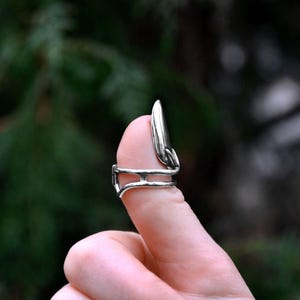 Thumb Fingernail Guard Armor Nail Ring / Silver Thumb Fingertip Finger ...