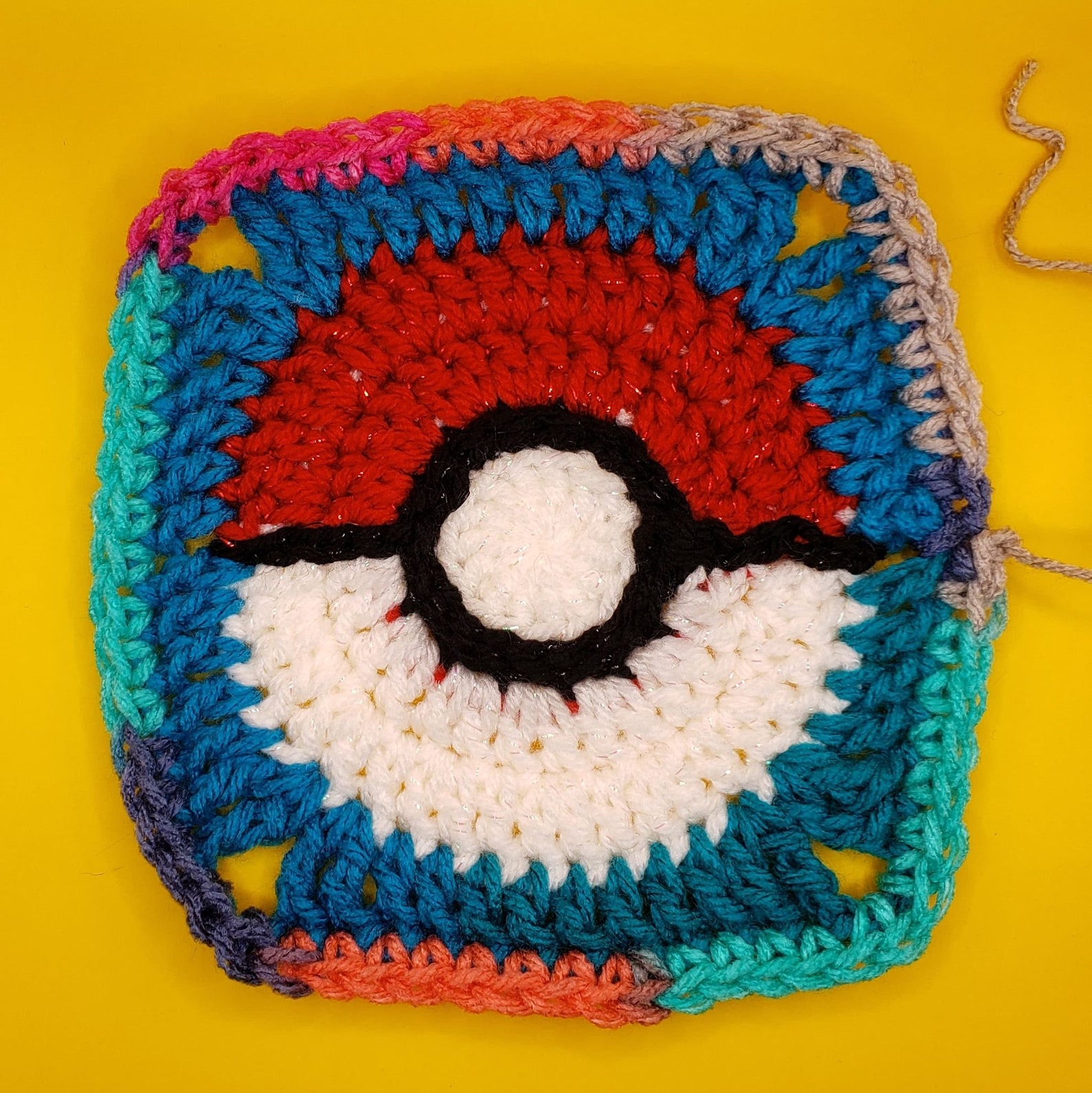 Pokéball Granny Square Crochet Pattern US Crochet Terms Pattern ONLY ...