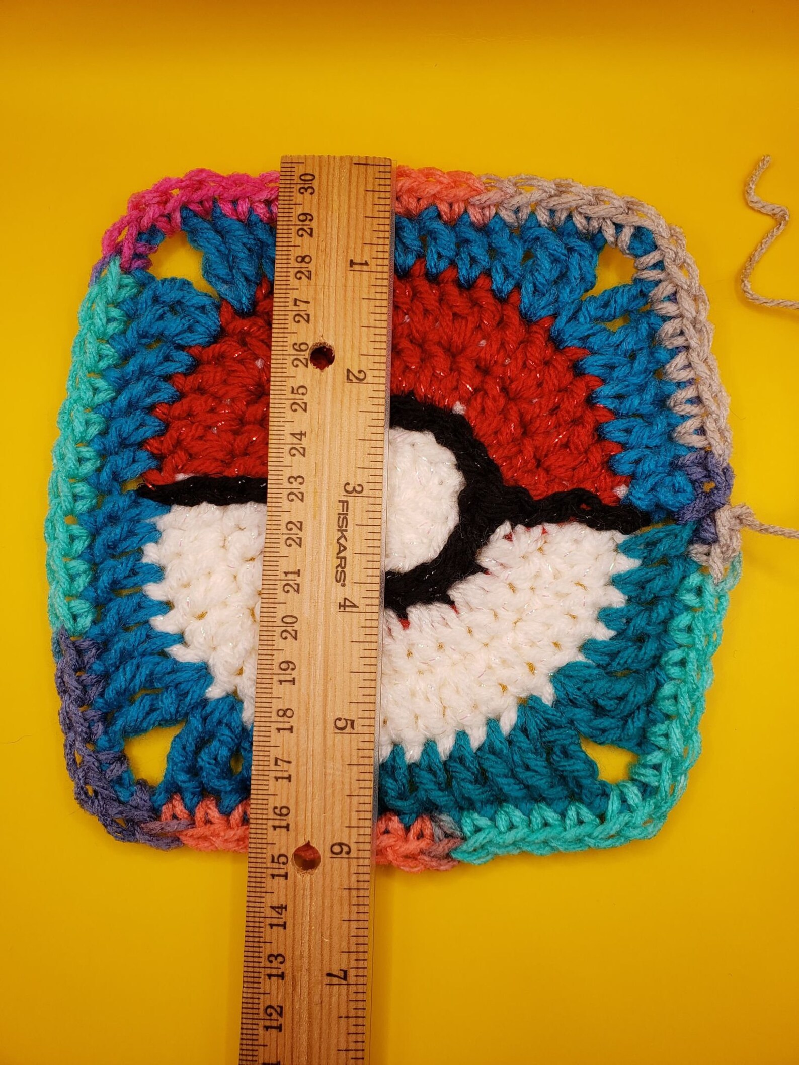 Pokéball Granny Square Crochet Pattern US Crochet Terms - Etsy