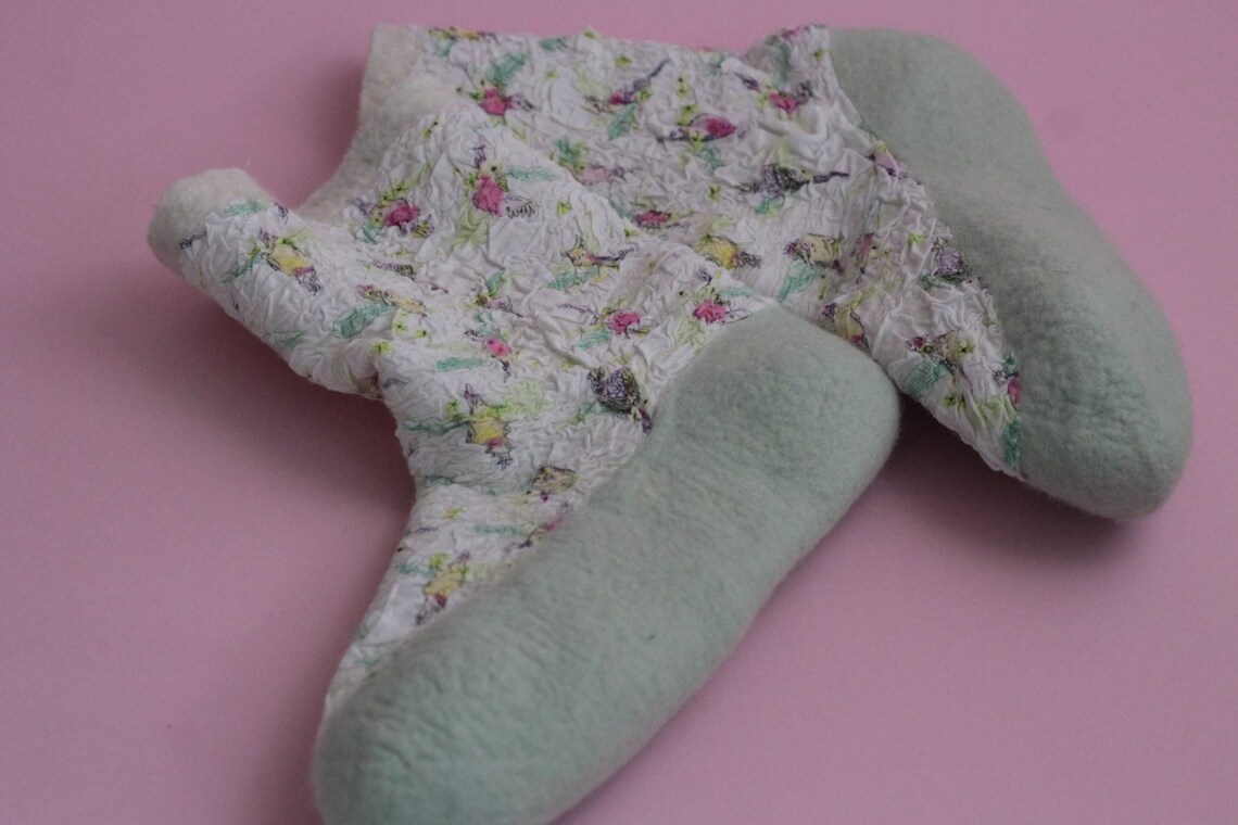 White Felted Socks With Parrot Birds Design Felt Wool - Etsy