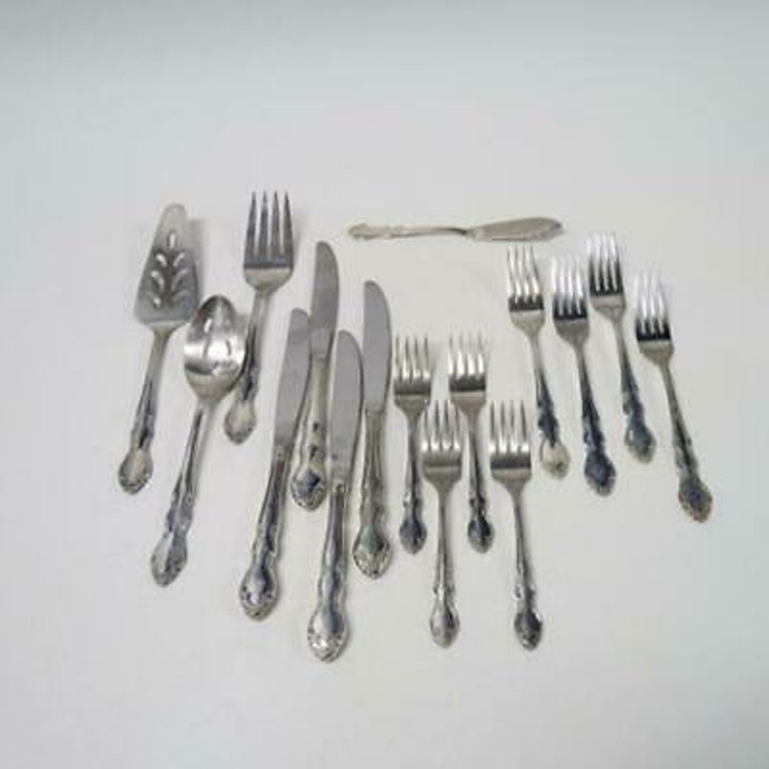 Towle VTG Silverplate Supreme Cutlery Forks Knives Serving 16 - Etsy
