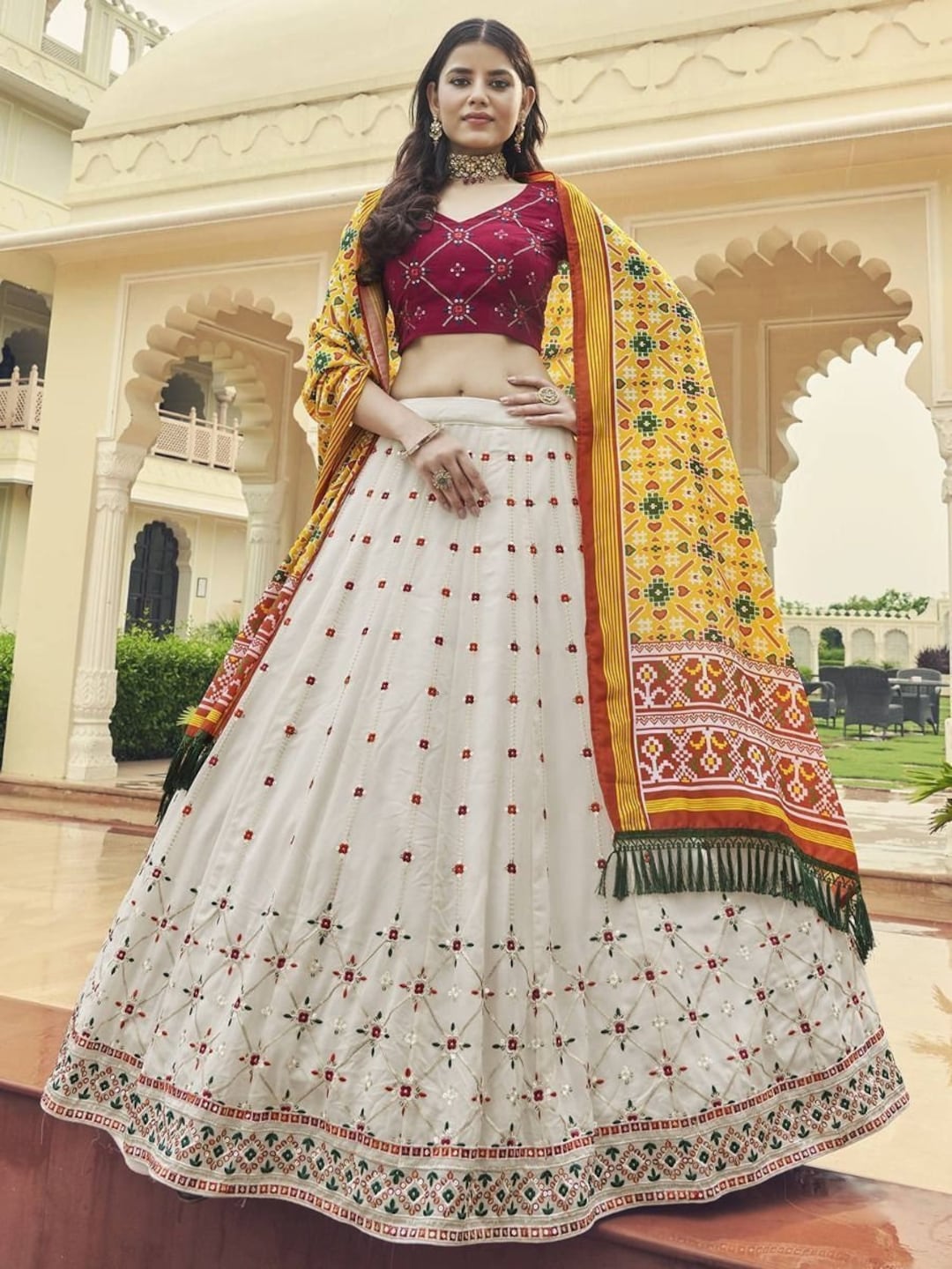 Maroon Bridal Pakistani Lehenga Choli for Wedding Floral Embroidered ...