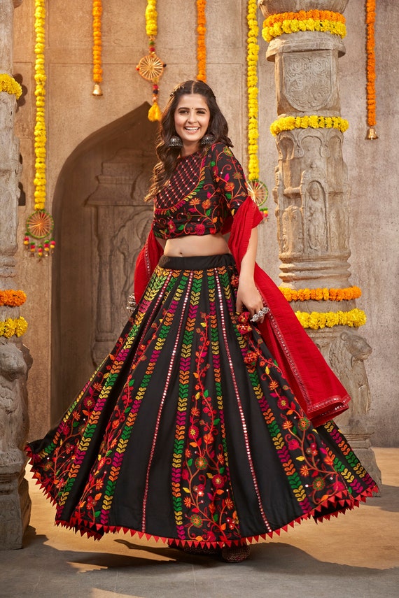 Gujarati Chaniya Choli