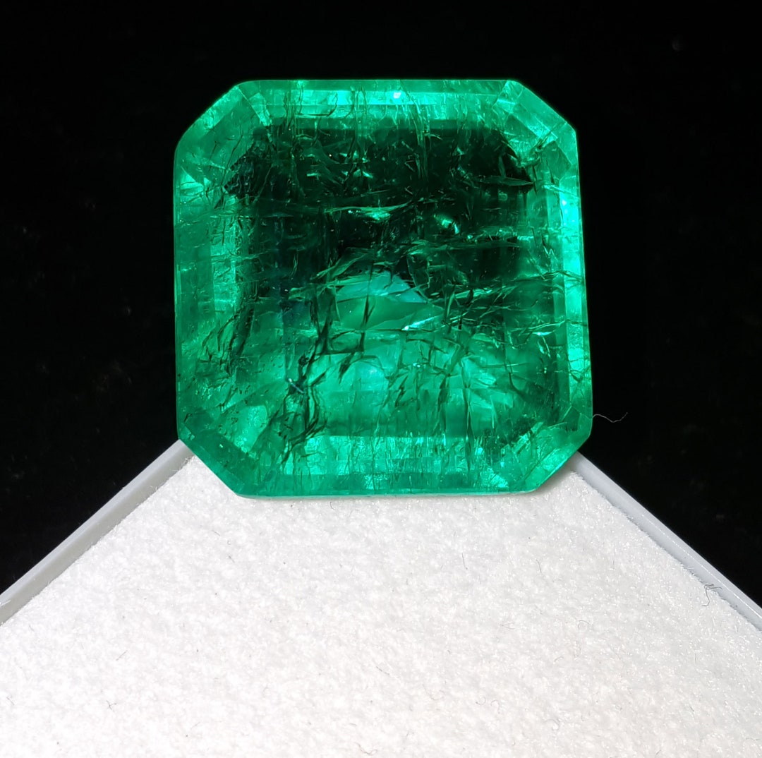Natural Emerald 24.52 Ct Huge Size Square Shape Loose Gemstone ...