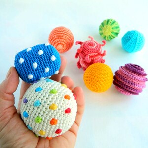 Montessori Sensory Balls / Crochet Rattle Balls Organic Baby Toys ...