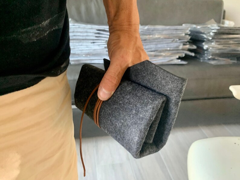 New Dark GRAY Felt Watch Travel Case/roll Holds 4 Watches | Etsy