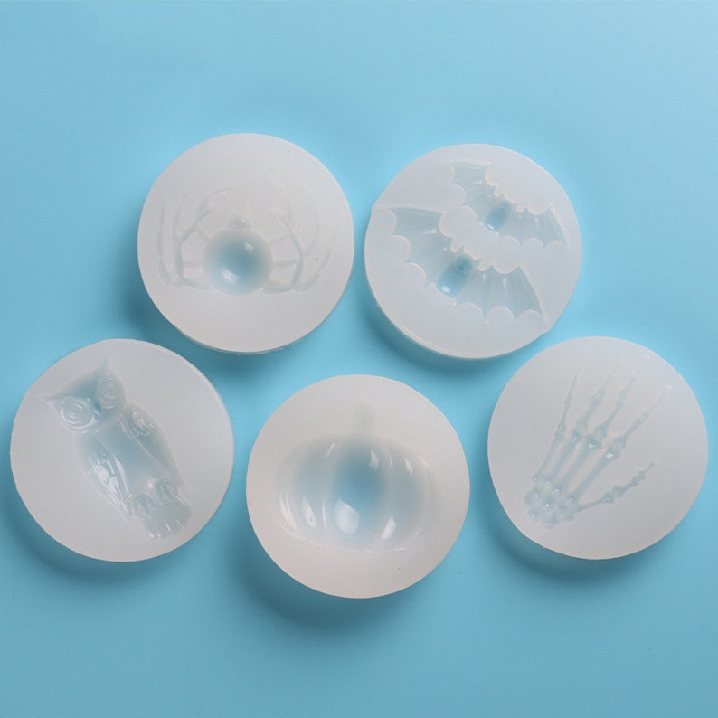 Halloween Themed Silicone Mold-skeleton Hand Keychain Resin - Etsy